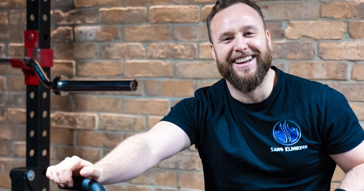 Marcus er osteopat: – Jeg liker godt å jobbe med mennesker