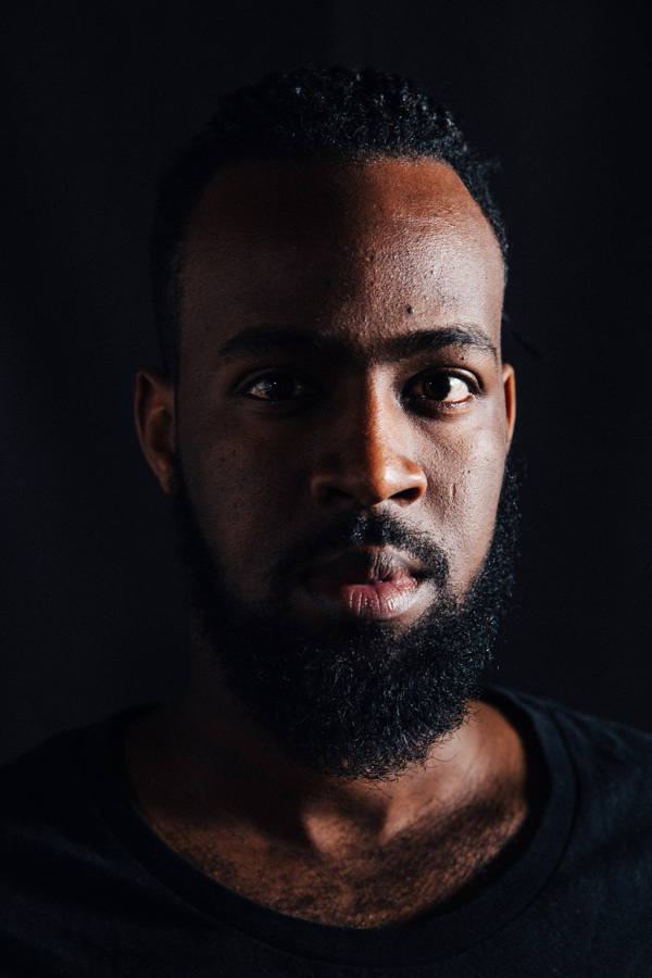 Toosh lever ut skuespillerdrømmen